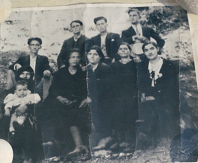 ΓΙΑΝΝΗΣ Δ.ΛΥΡΑΣ: ΤΑ ΧΑΝΙΑ ΤΗΣ ΒΑΛΥΡΑΣ ΜΕ ΒΑΣΗ ΤΑ ΙΣΤΟΡΙΚΑ ΣΤΟΙΧΕΙΑ