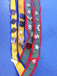 Scout Badges by Jenn: What to do with Mother's Pins in scouting?