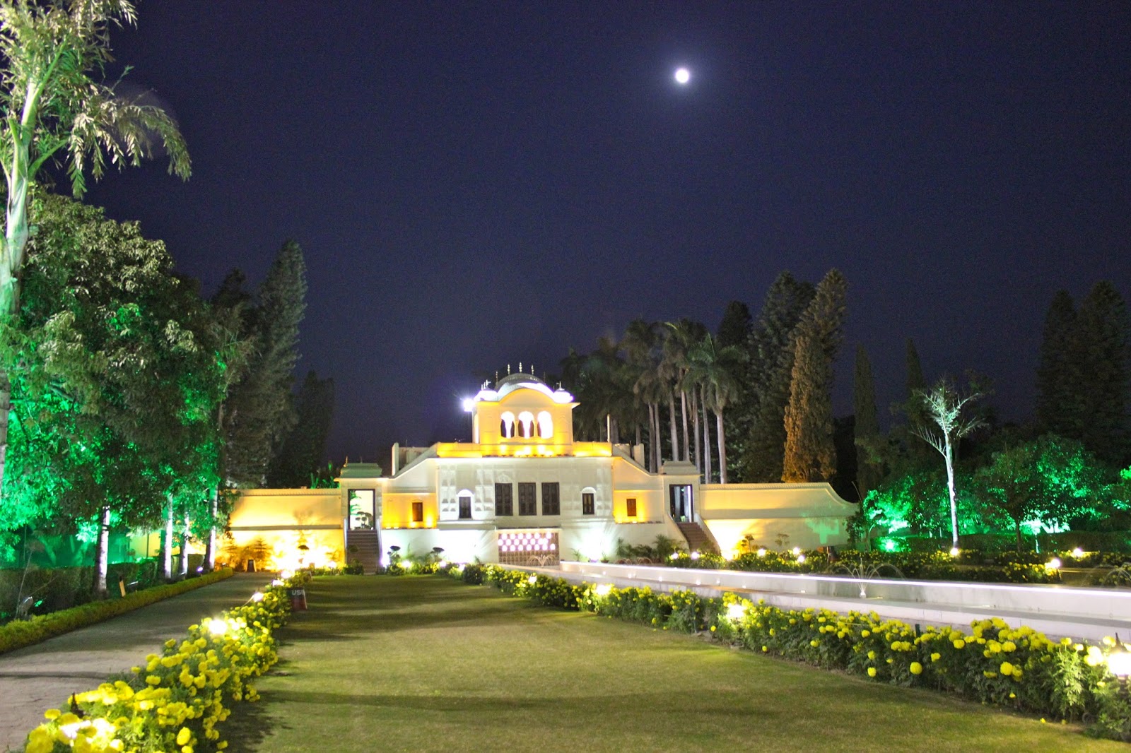 India - a Tourists paradise: Pinjore Gardens