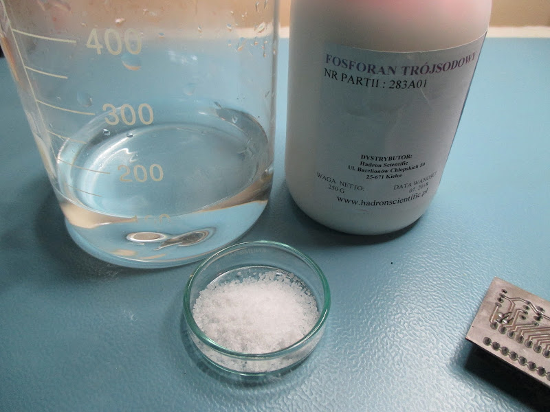 Making your own PCB cleaner mixture ~ Robert Gawron