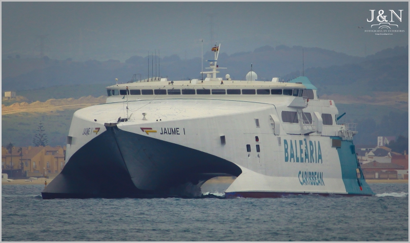 FERRYBALEAR: El Fast Ferry de Baleària "Jaume I", de Varada en Free ...
