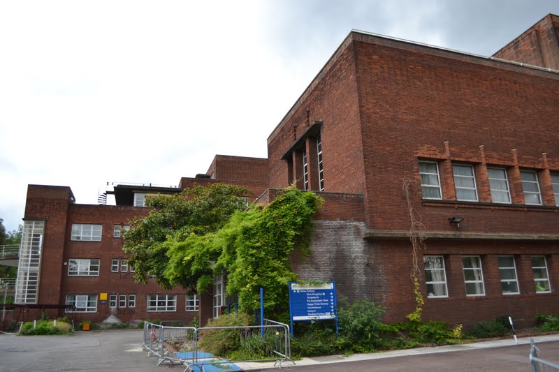 Worth a Shot: Royal Masonic Hospital: Ravenscourt Park