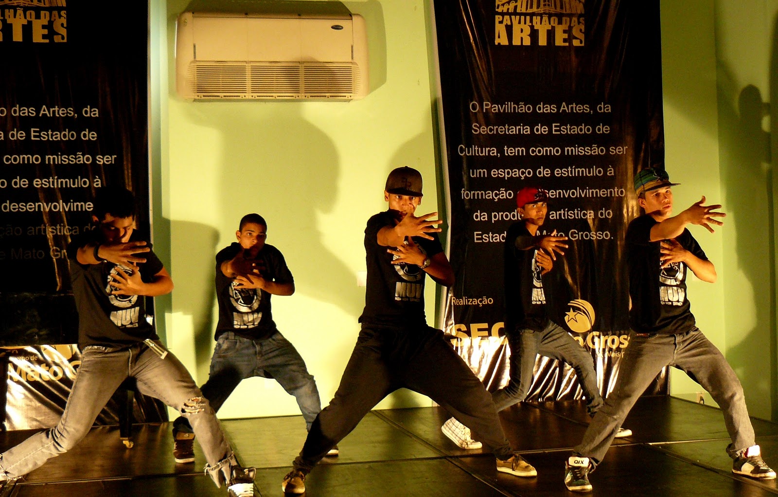 Companhia MUV Hip Hop Dance estréia espetáculo durante Panorama SESC de ...
