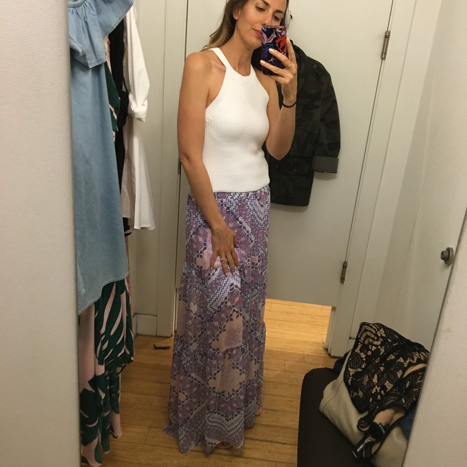 On prairie hill: Summer Express dressing room selfies