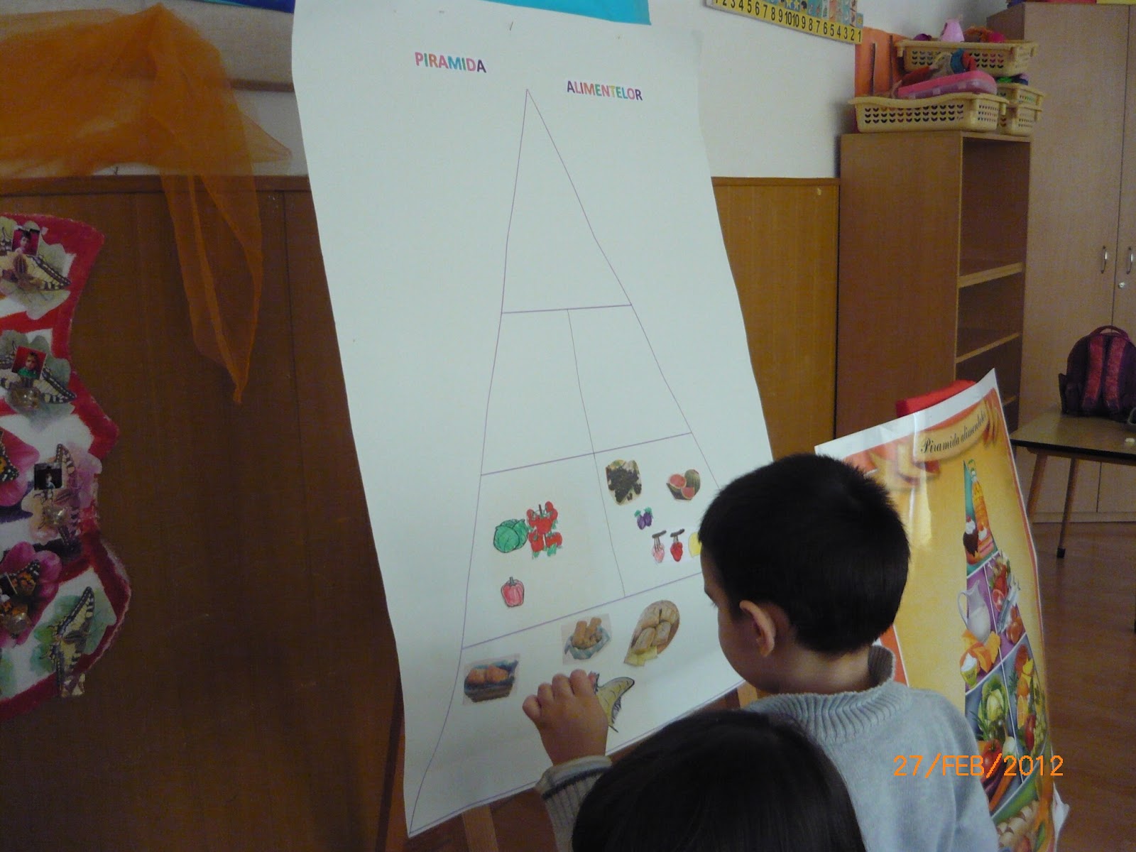 gradinita mea: ,, PIRAMIDA ALIMENTELOR!
