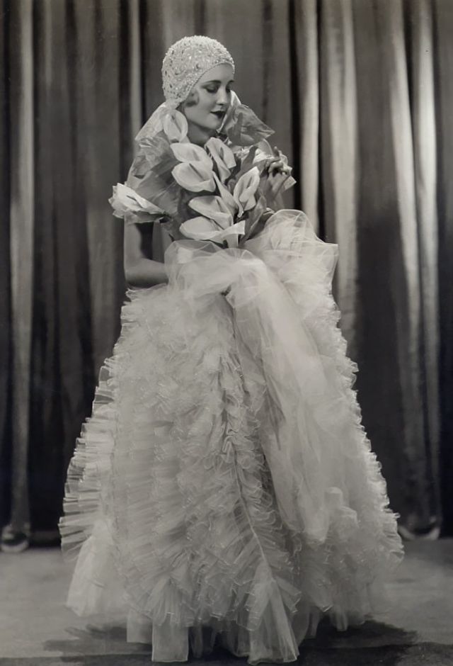 30 Vintage Portrait Photos of Tragic Beauty Jeanette Loff, the ...