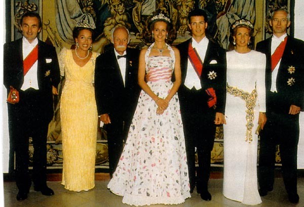 Tiaras y Joyas Reales - Tiaras and Royal Jewels: Tiara Kinski - Casa ...