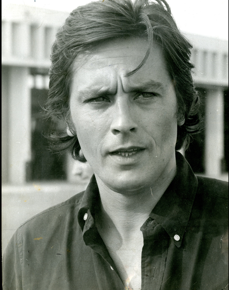 ALAIN DELON: ROSTRO FASCINANTE. LE VISAGE FASCINANT.