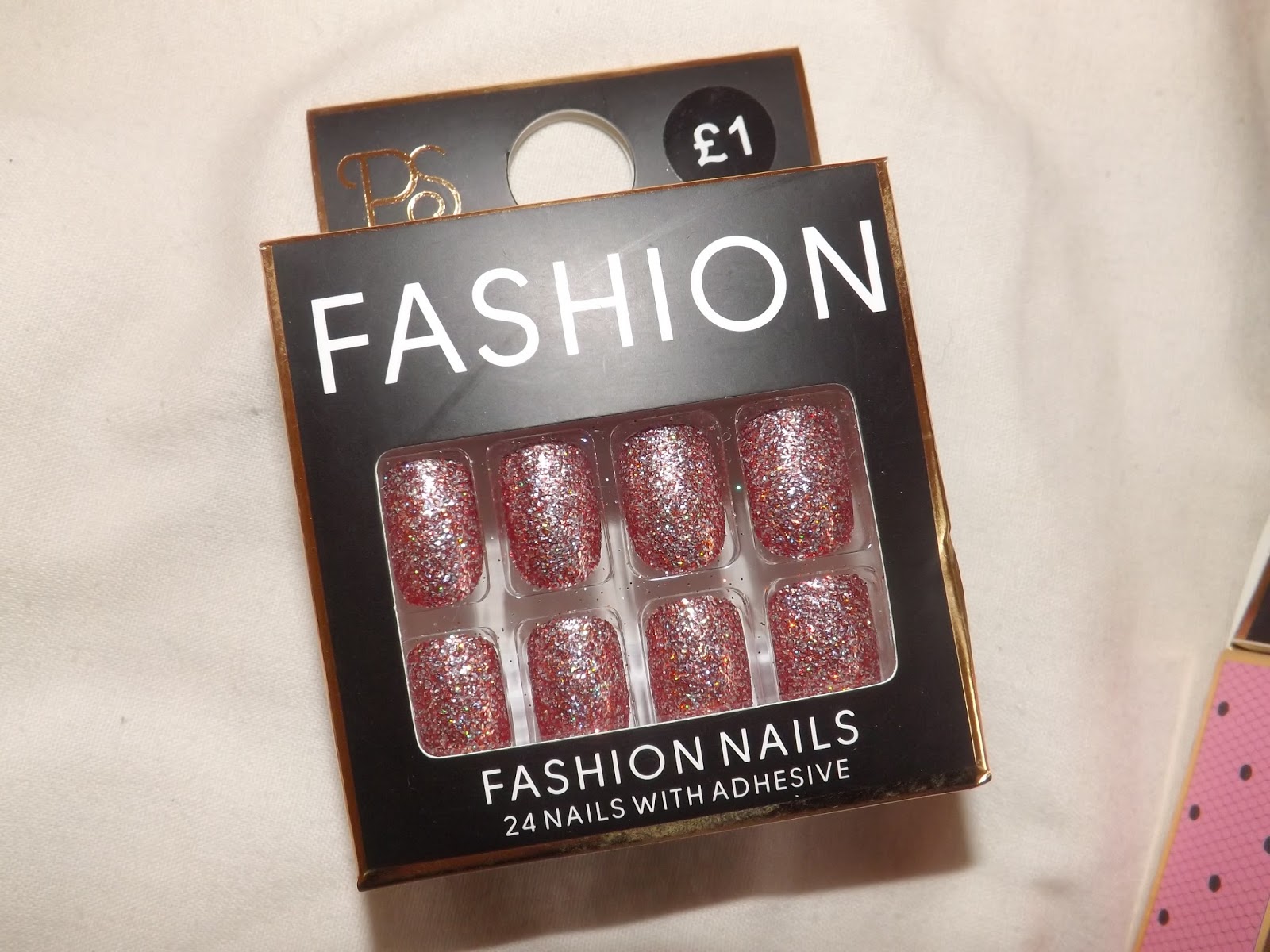 Primark Fake Nails | Meggielouu