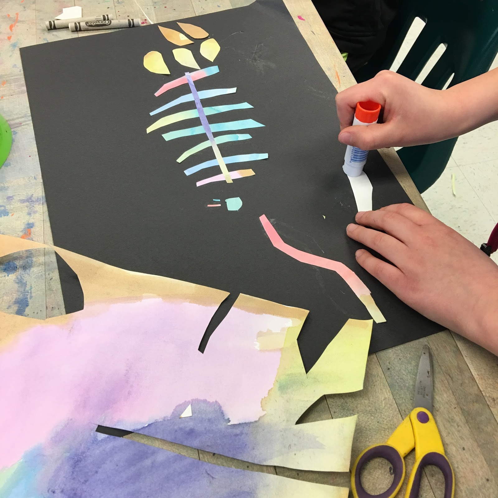Art Room Blog: 3rd grade Fish Bones...
