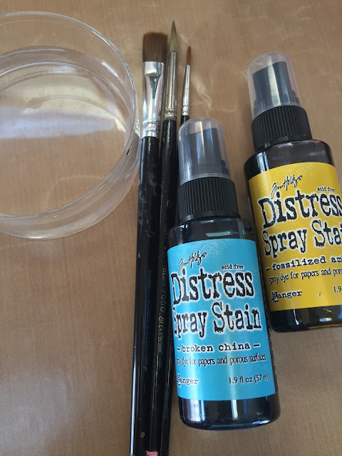 Studio 490: watercoloring with distress stains...