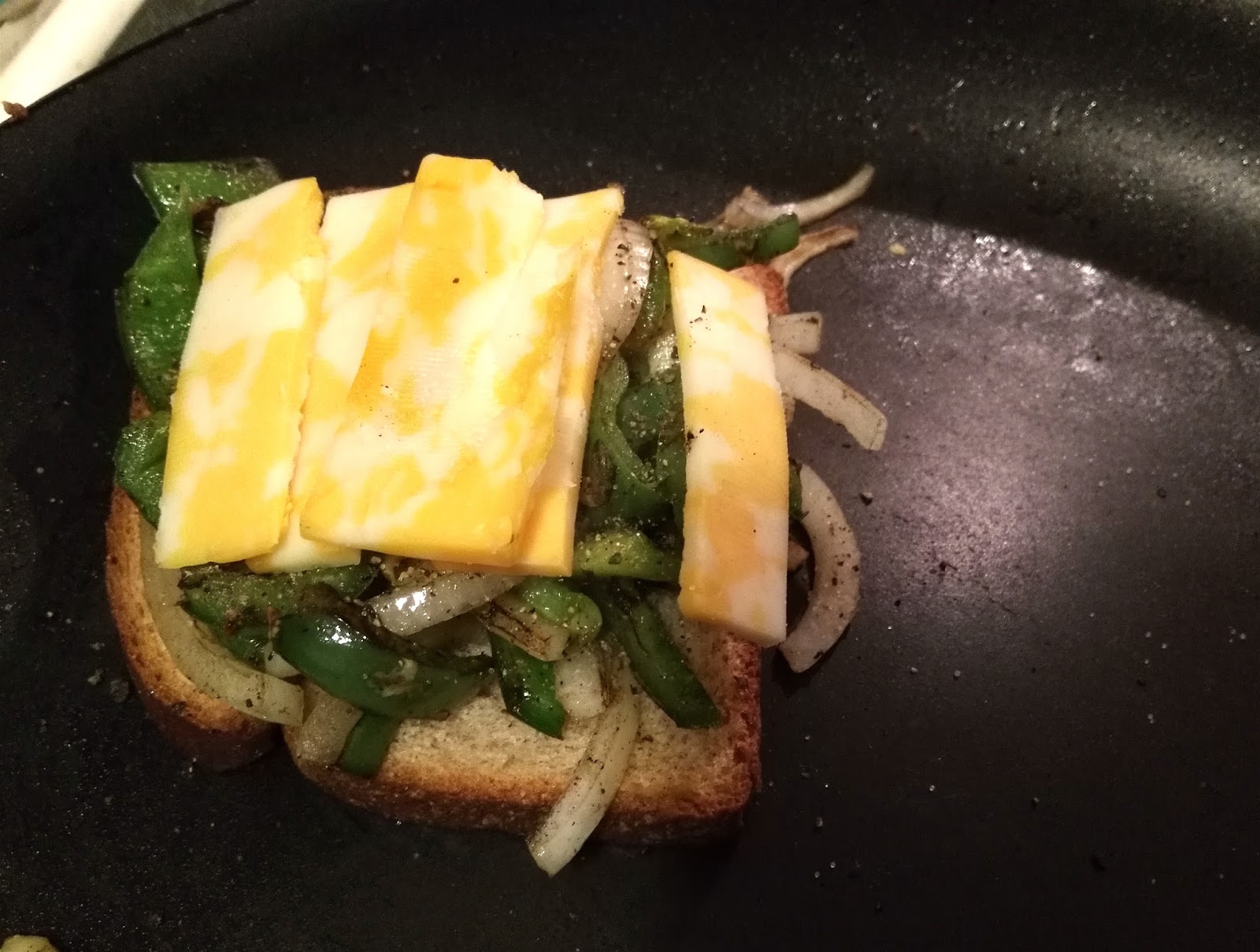 EASY CHEESY BELL PEPPER/CAPSICUM TOAST