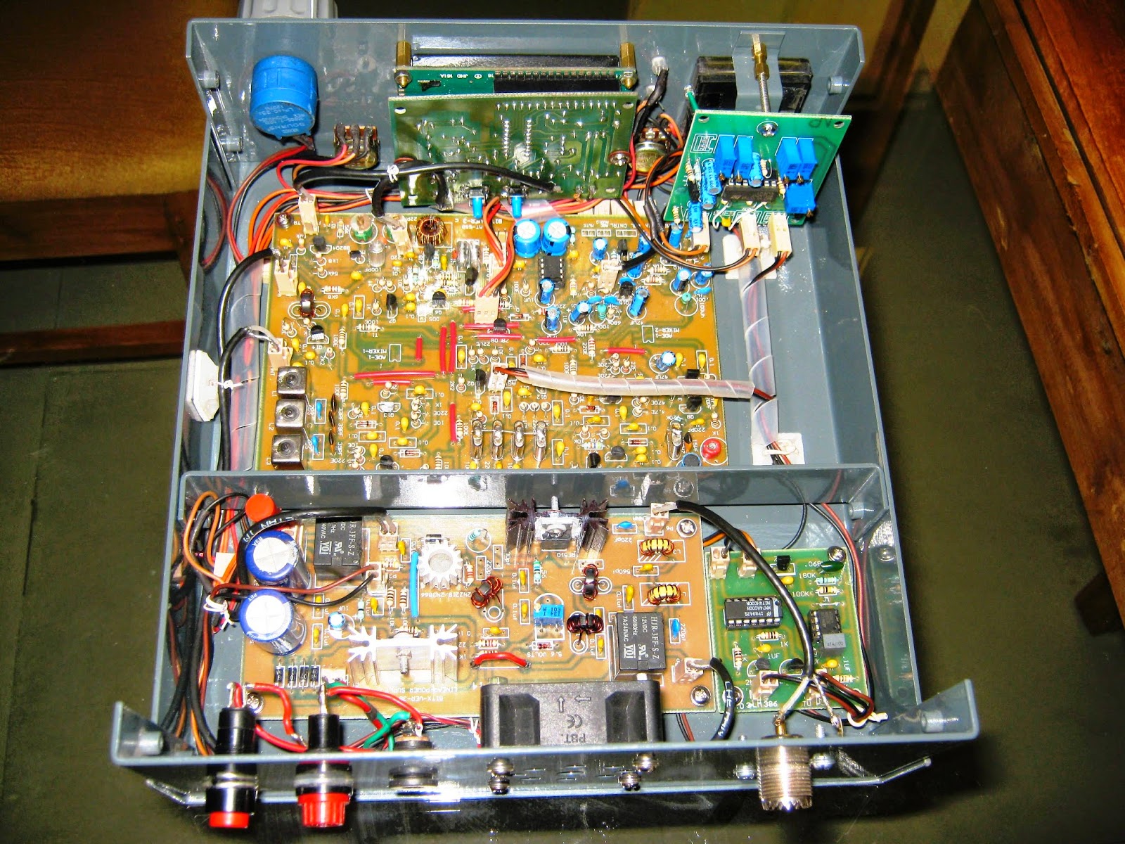 BITX SSB QRP TCVR FOR HAM RADIO: Bitx3C Pictures