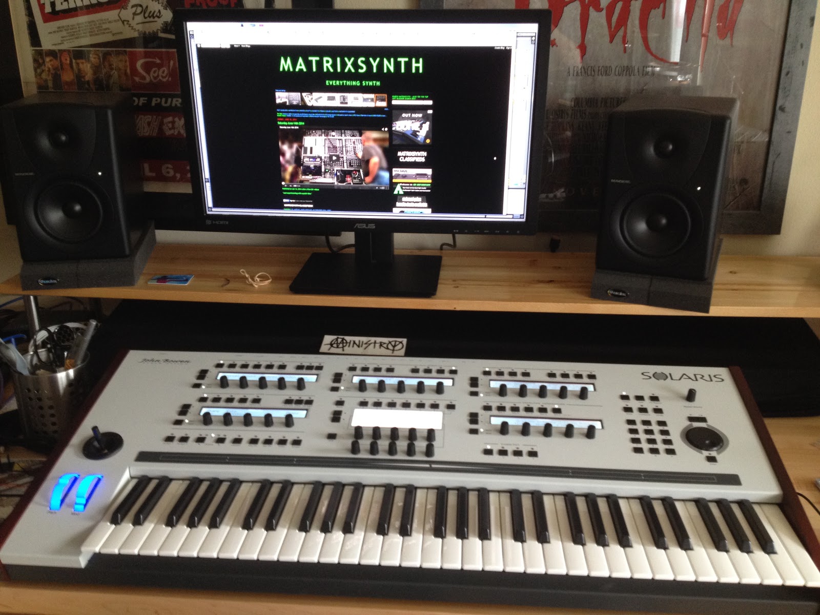 MATRIXSYNTH: Synth Legend Spotting - John Bowen on Bass & The Solaris