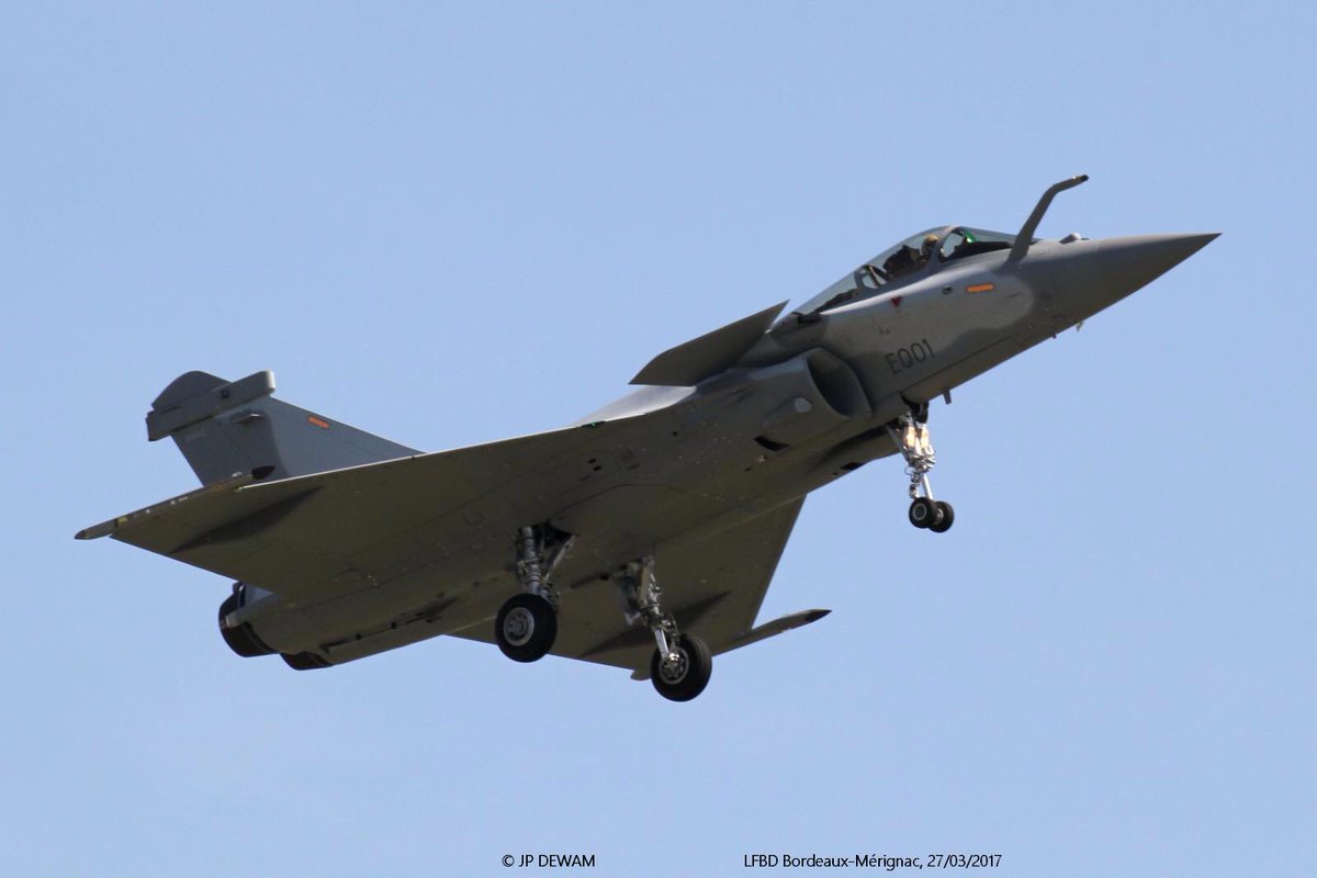 Asian Defence News: First-ever pictures about first flight of Qatari ...