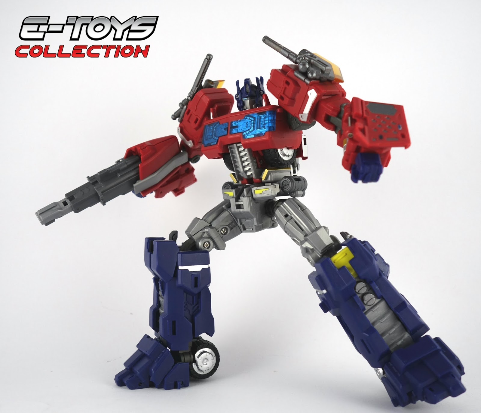 eToys Collection: Maketoys MTCD-01 Striker Manus - A New Beginning...