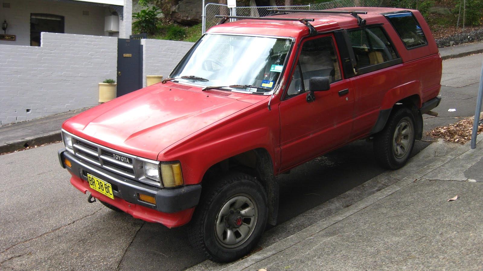 Aussie Old Parked Cars: 1989 Toyota 4Runner