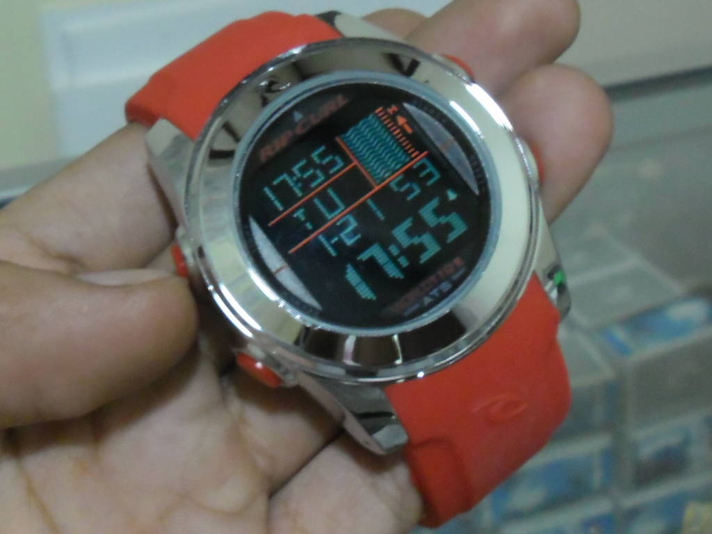 JAM TANGAN RIPCURL PIPELINE Kode Barang: AL-109 - Warung Jam Jogja