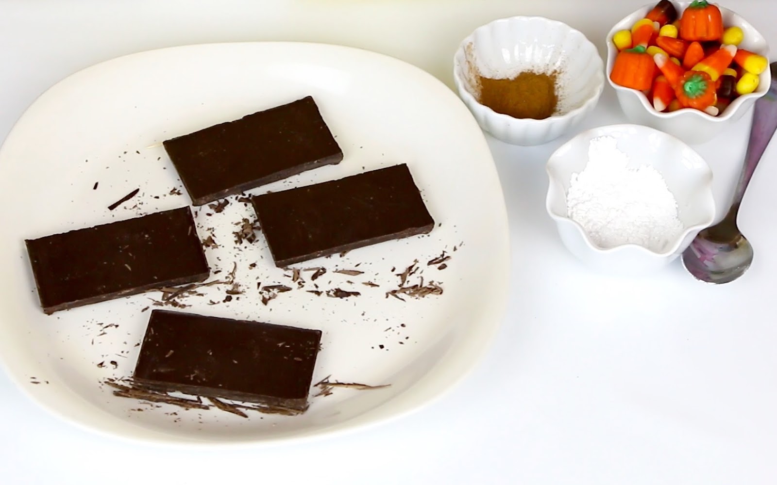 {VIDEO} DIY Toothpick Engraved Chocolate Bar Thanksgiving Place Cards ...