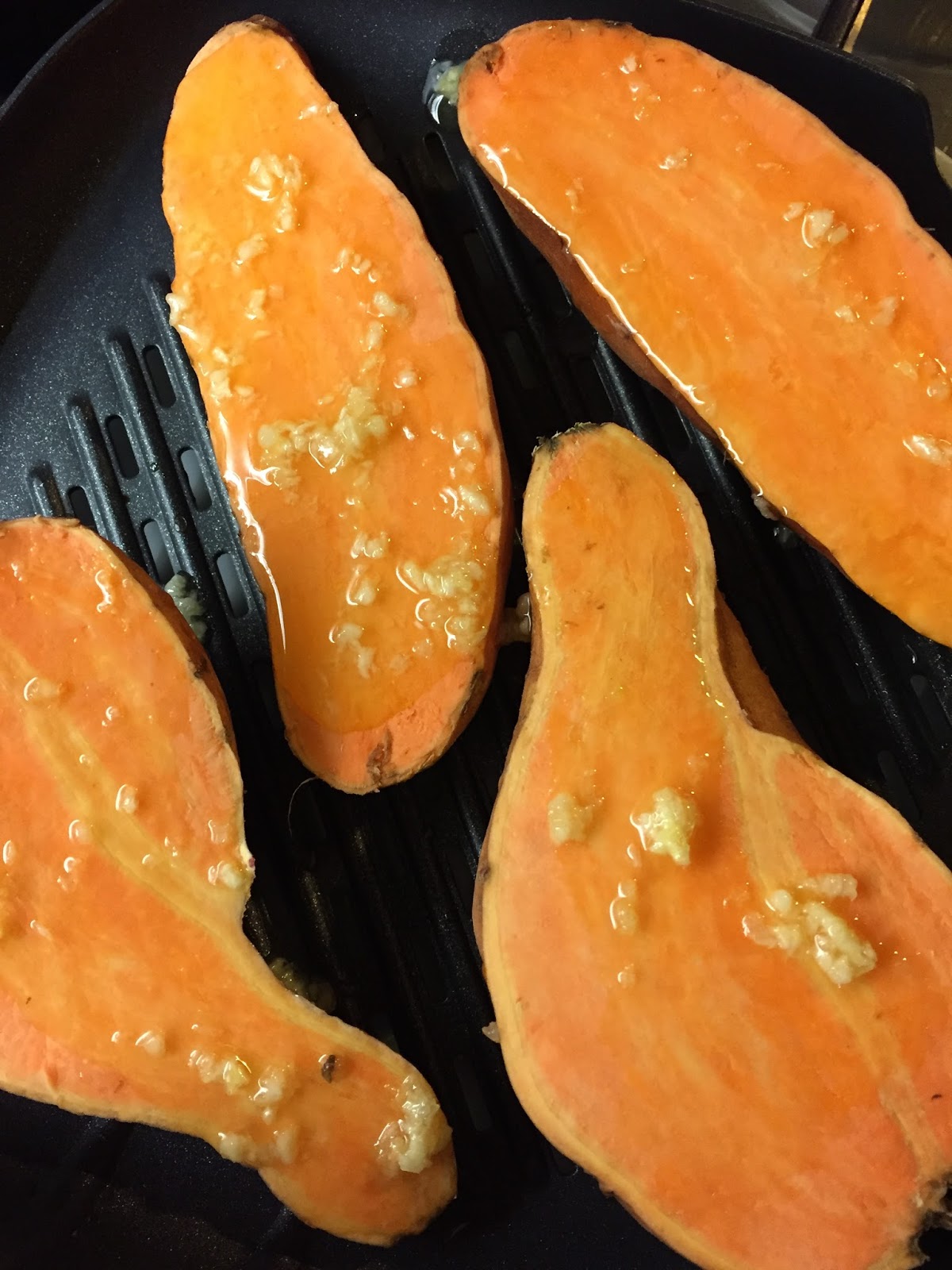 Sia's weblog: Broodjes met anijs, bataat in de airfryer, bijzondere ...