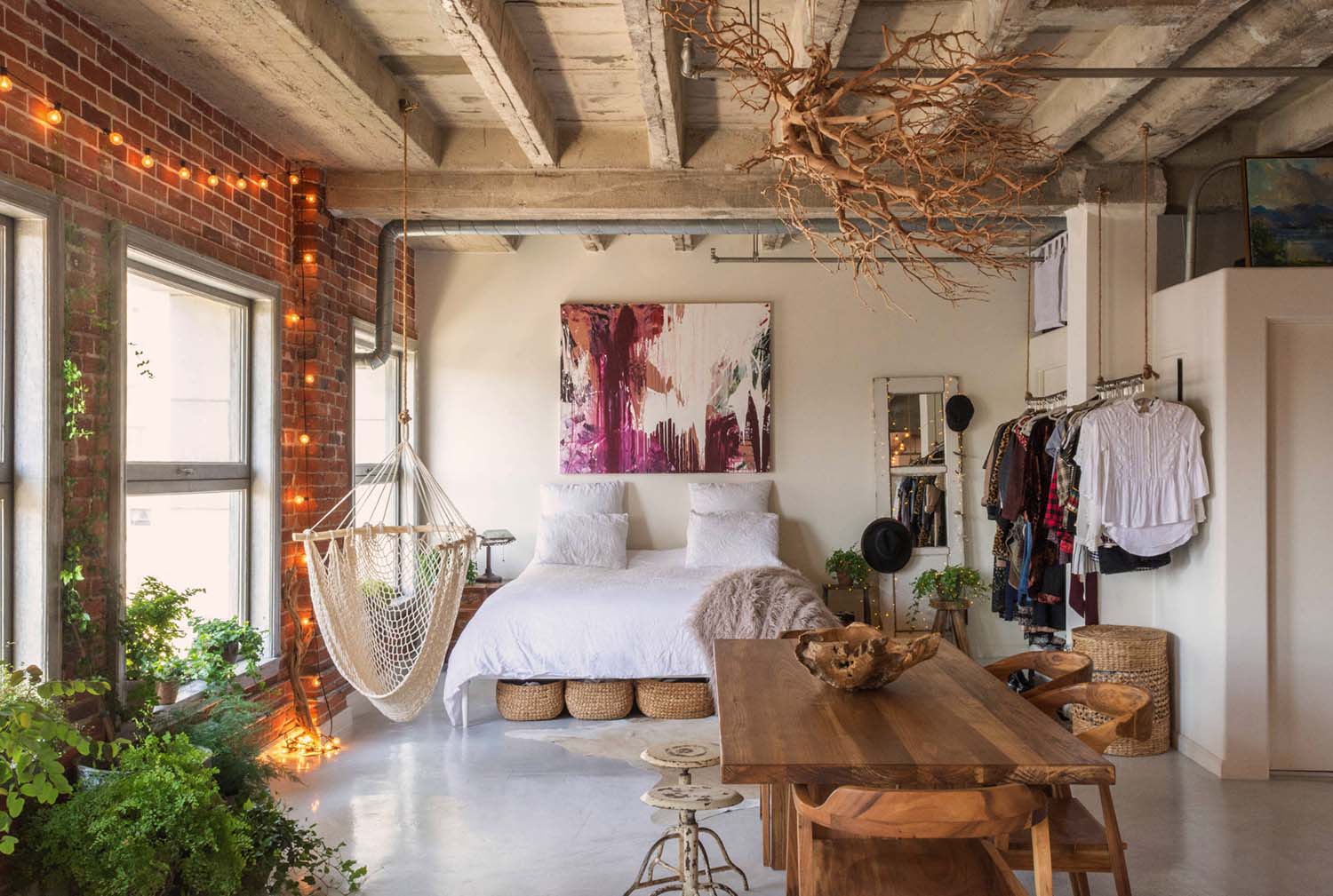 Small book-filled loft in Los Angeles