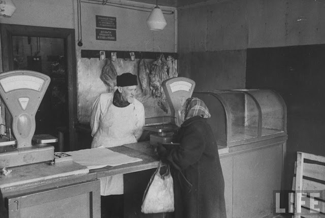 Rarely Seen Vintage Photos of Soviet Jews in 1959 ~ Vintage Everyday