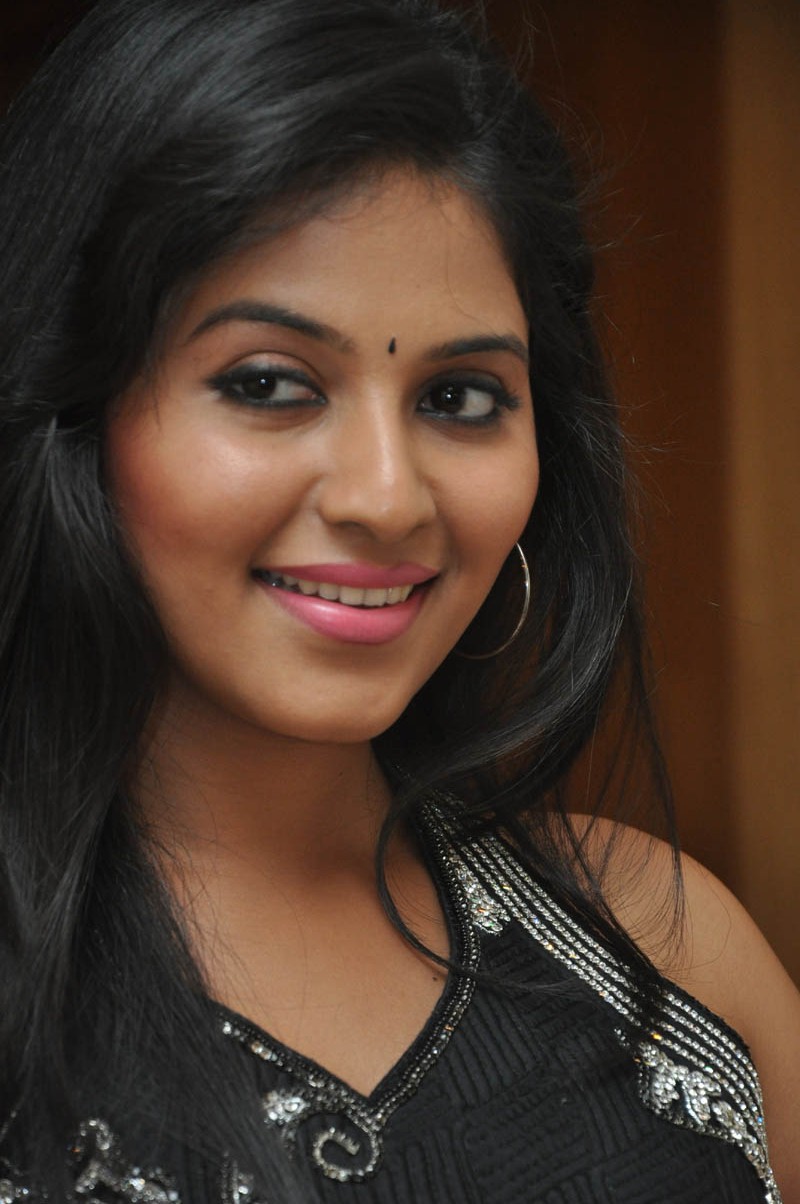 Anjali High Resolution Pictures Latest - Sports Updates
