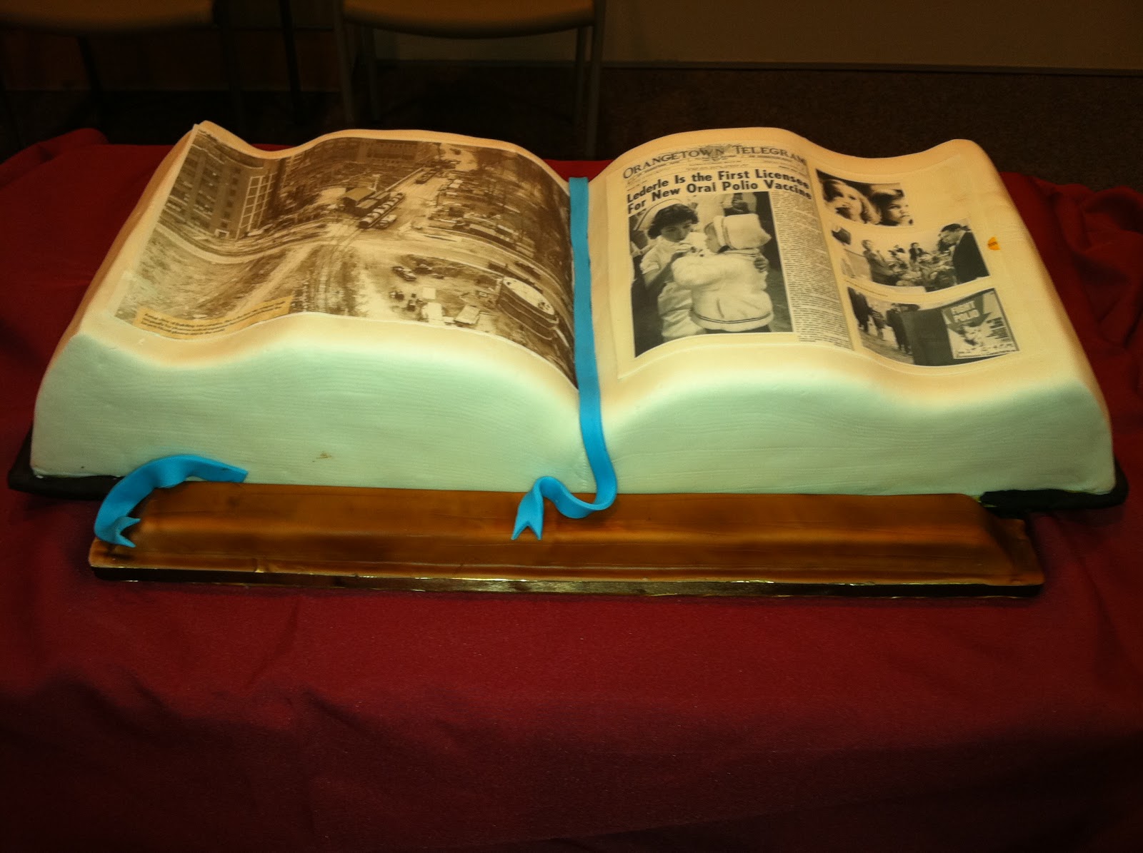 Hotkist's Blog: "Honoring Our Heritage" History Book Cake