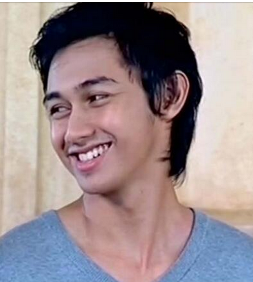 Biodata dan Foto Immanuel Caesar Hito Paling Baru