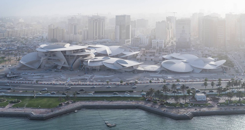 .: Le Qatar veut rivaliser avec le Louvre Abu Dhabi avec son musée ...
