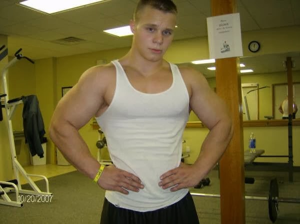 the beauty of male muscle: Eric