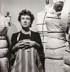 STYLE FACTS: BEYOND THE DANDY, GENDER OR SUBVERSION?