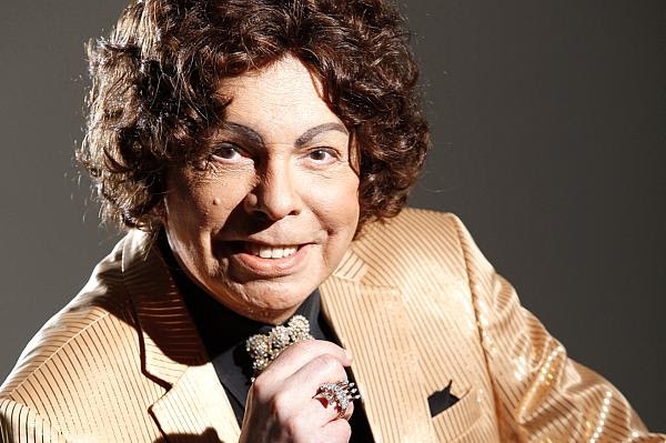 Notas Musicais: Marcelo Fróes arquiteta caixa com álbuns originais de ...