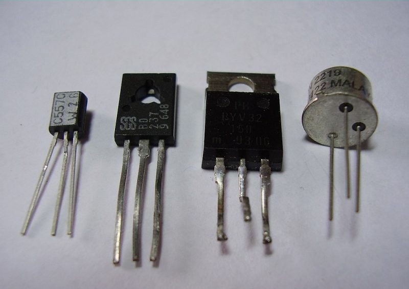 Langetronix: Componentes Eletrônicos – Transistor