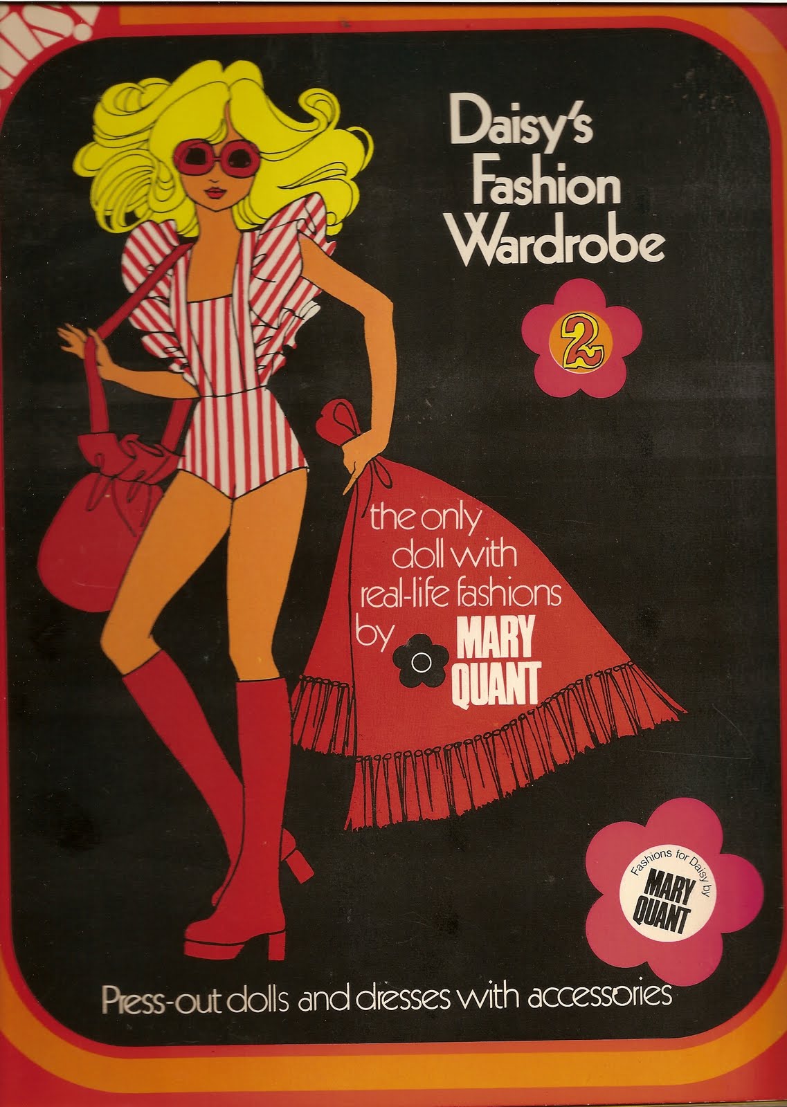 Dilly's Dolly Blog: Daisy Paper dolls books