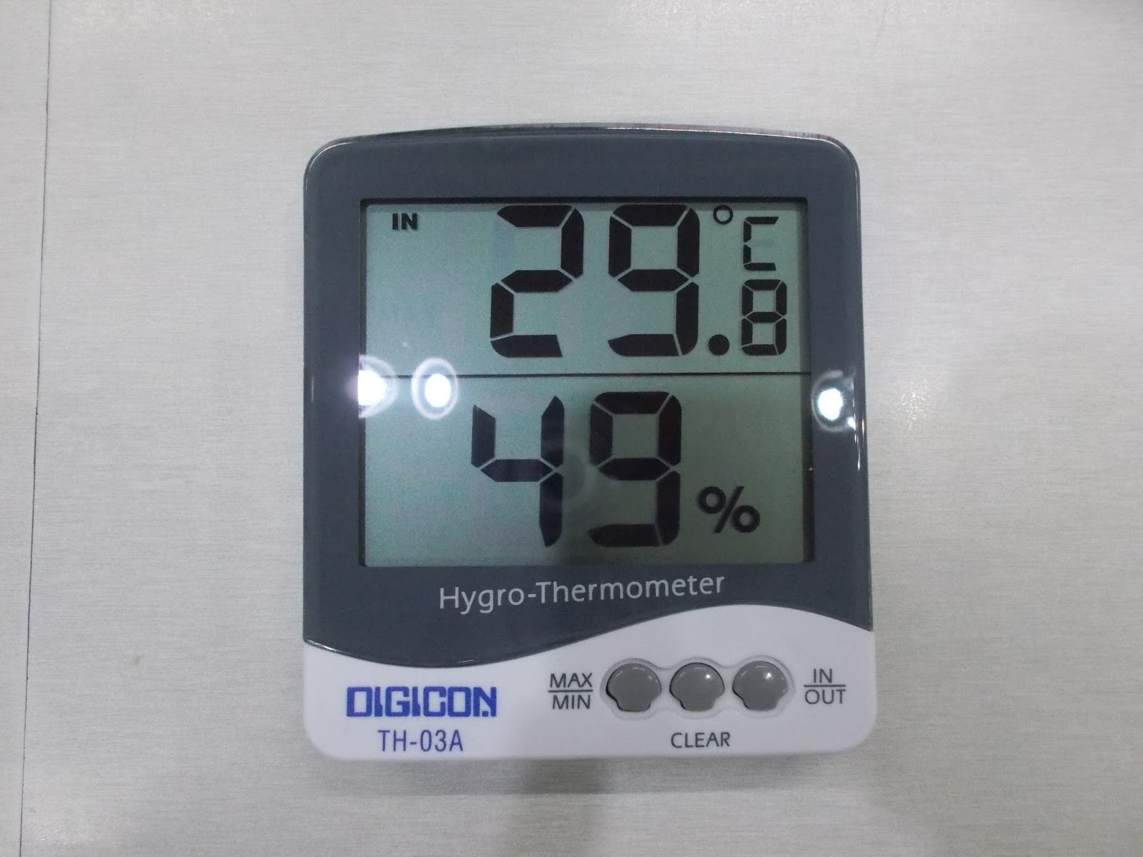 sciencetific products: Digicon Hygro-Thermometer Reviews.