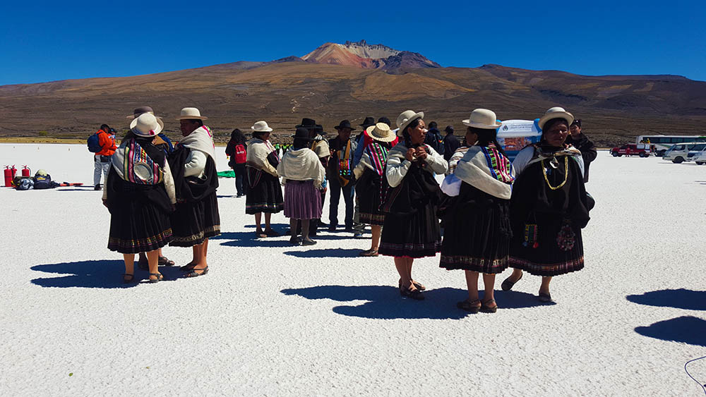 Porque debemos conocer la comunidad de Coquesa a orillas del Salar de Uyuni