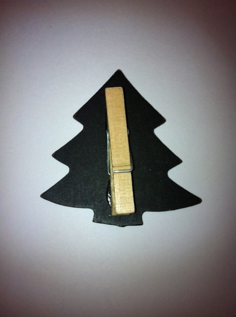 Delipapel: Pinzas en forma de árbol y corazón