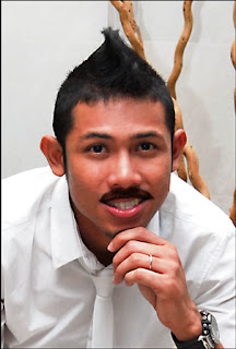 10 Gambar Apabila Artis Malaysia Bermisai Tebal