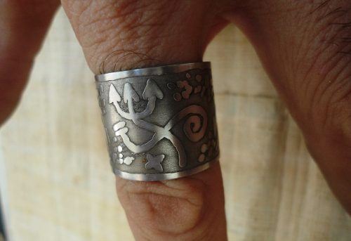 FERRAMENTAS DE ORIXÁS: Anel Maria Mulambo - Ponto Riscado Maria Mulambo ...