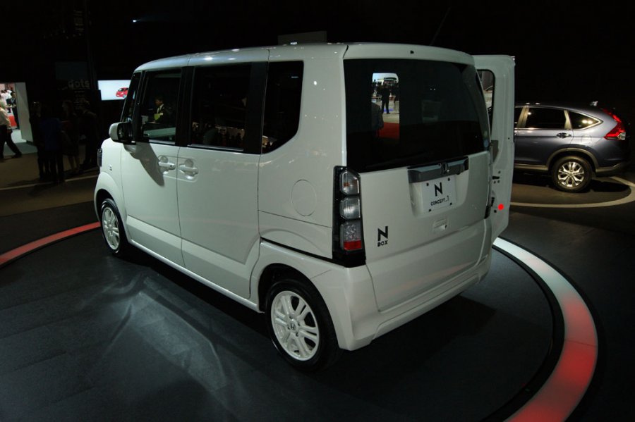 Garage Car: Honda showed the new mini-MPV N Box Live Tokyo Motor Show 2011