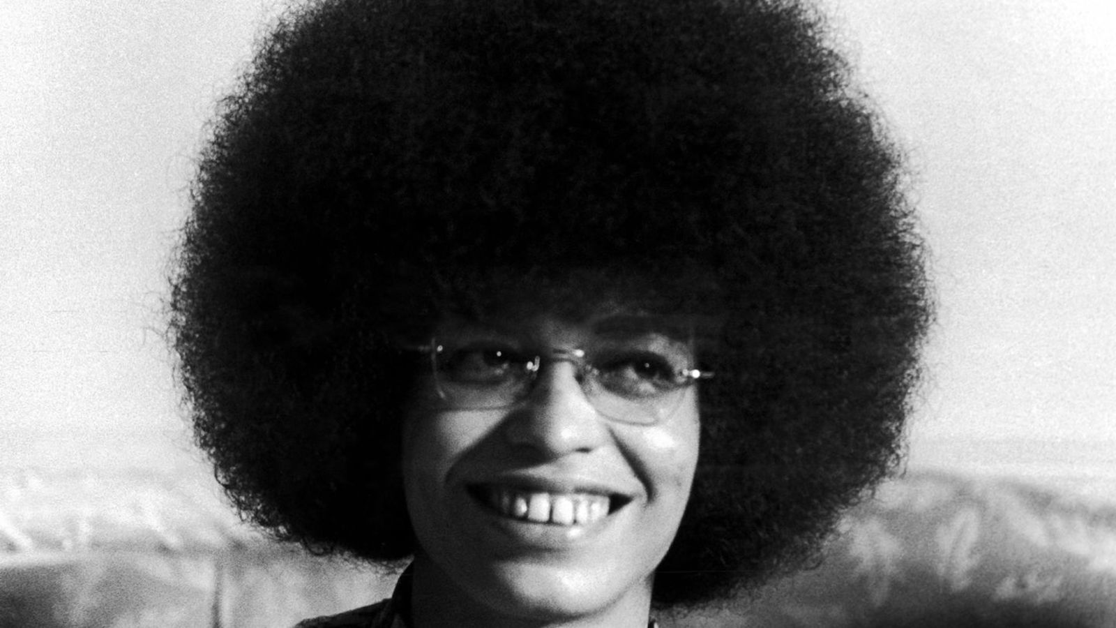 "A Mulher Negra Na Sociedade"