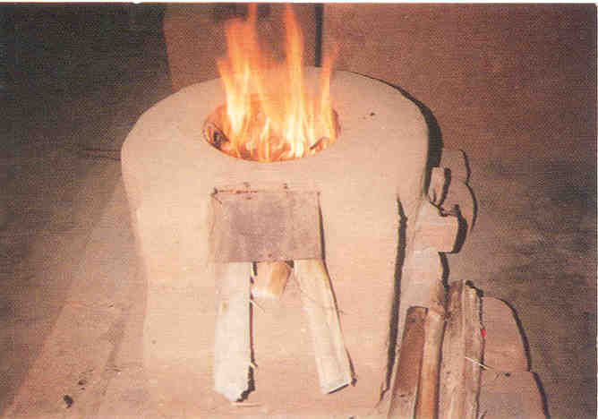 Tandoor (Clay Oven): Chulah - A type of clay stove