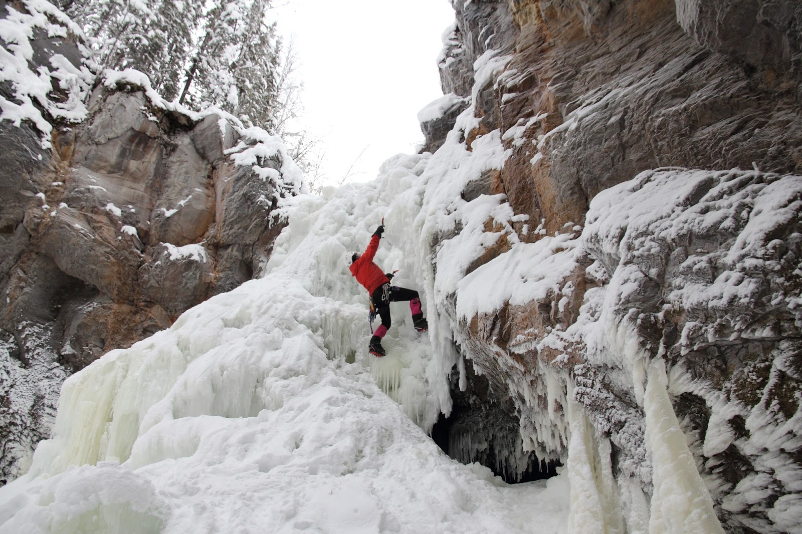 Carmacks Yukon Territory: Murray Creek Falls, Carmacks, ice climbing ...