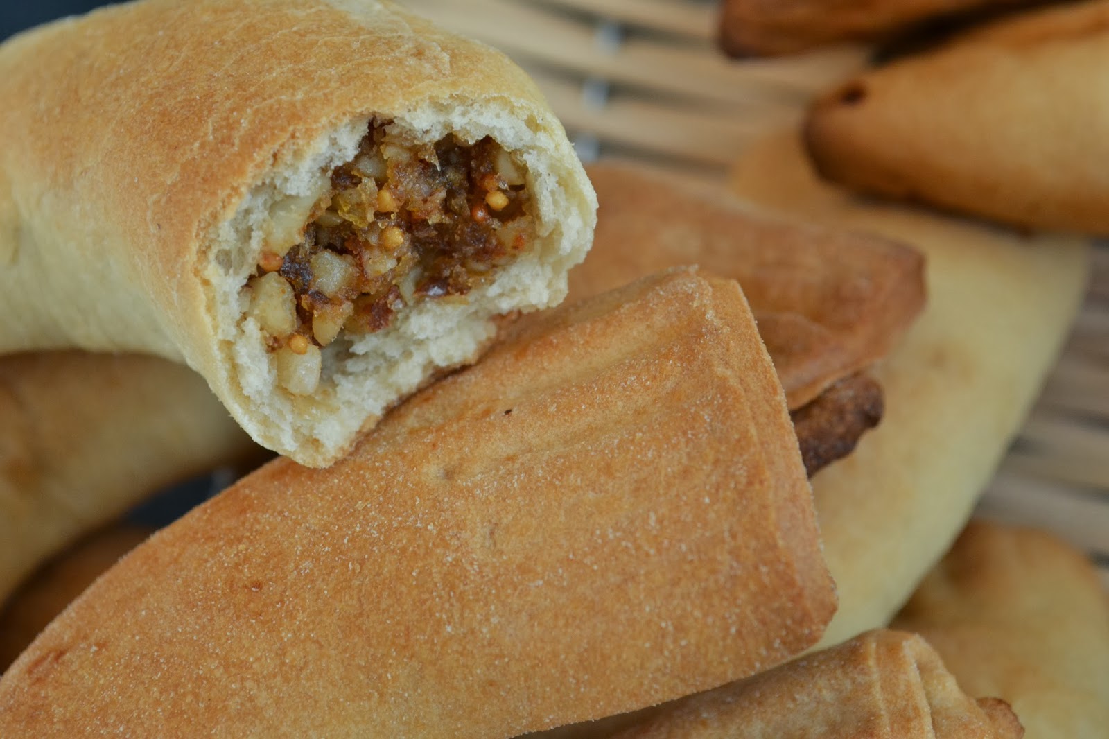 La creatività e i suoi colori: I cavallucci di Apiro: ricetta tipica ...