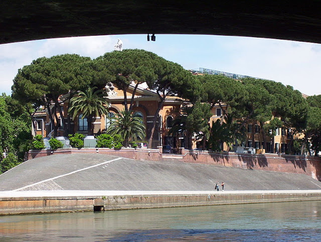 Tiber Island, Rome - The Traveller