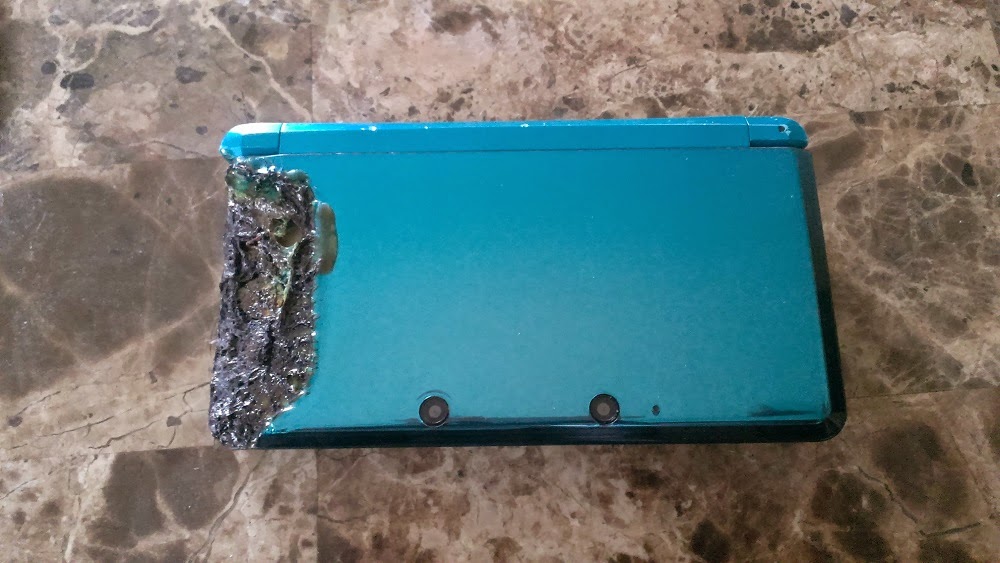 Curiosidade: 3DS parcialmente derretido continua a funcionar - Nintendo ...