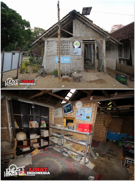 Perpustakaan Gedheg di tepian Pantai Kondang Merak, Lihat Indonesia ...
