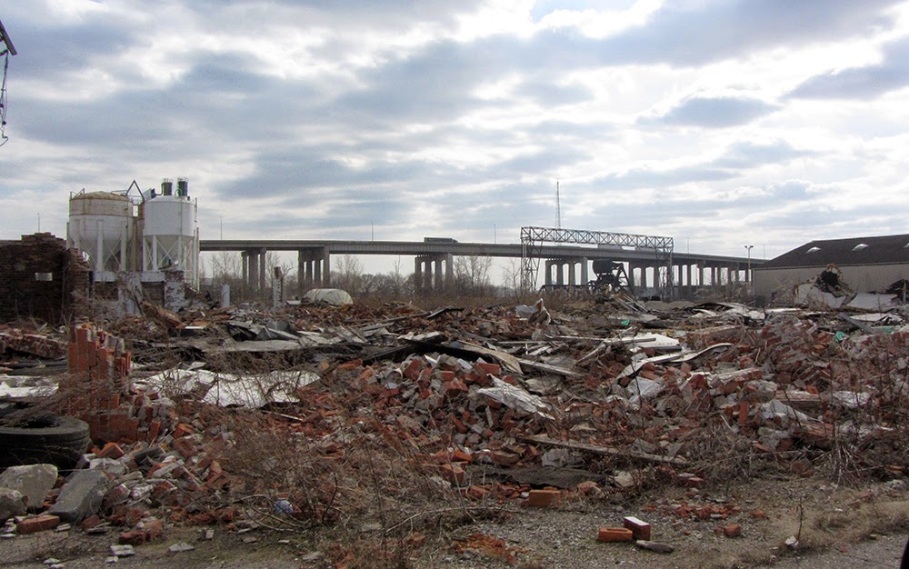 nailhed: Detroit's "Carbon Footprint"