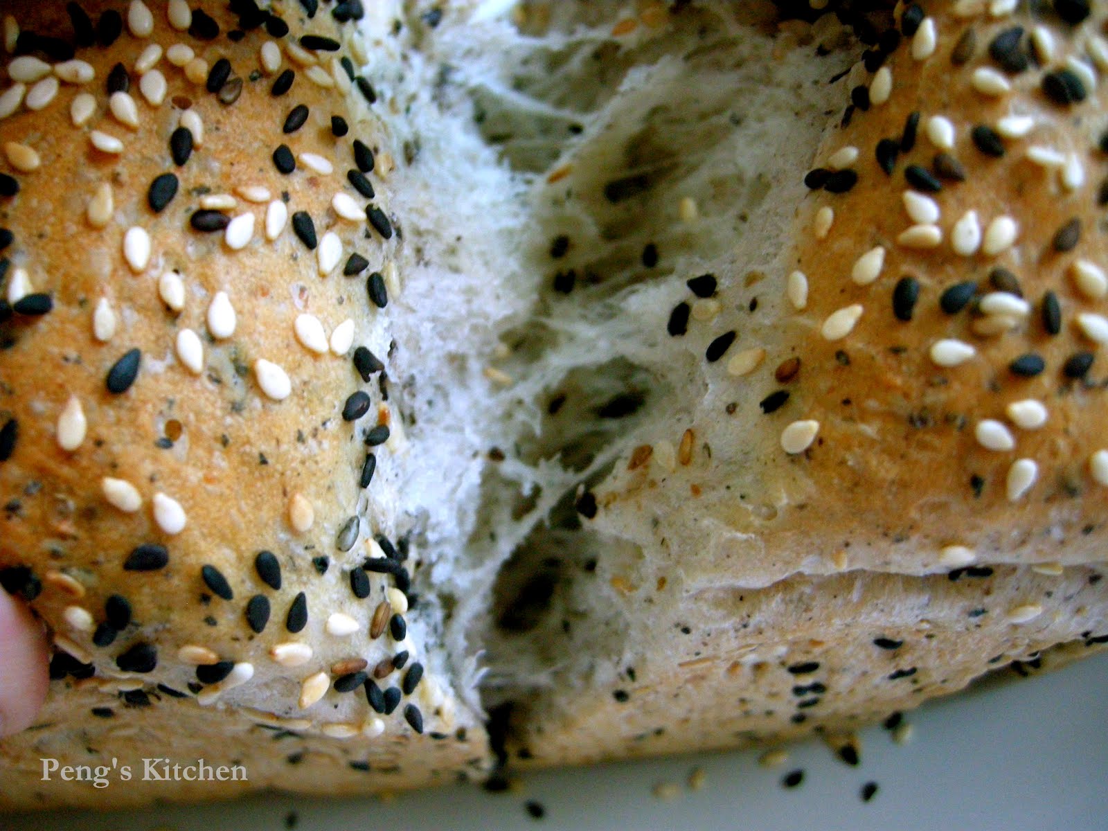 Peng's Kitchen: Black Sesame Bread